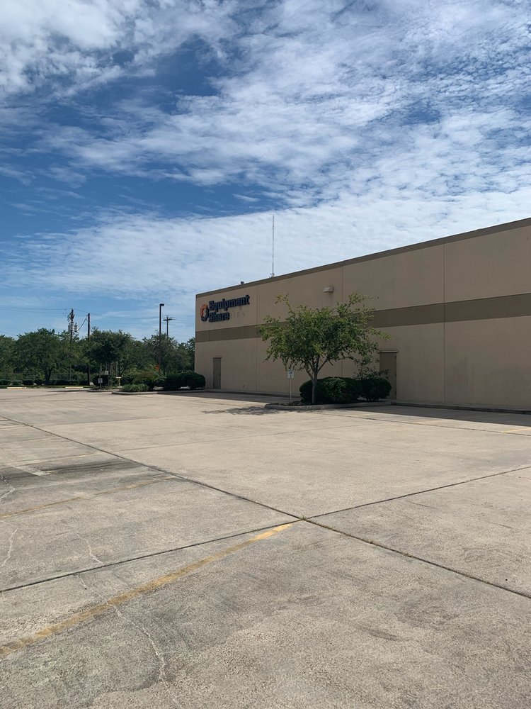 EQUIPMENTSHARE - Updated September 2025 - 5201 Emmett F Lowry Expy ...