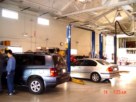 EXPRESS AUTO BODY & REPAIR - Updated November 2025 - 61 Photos & 112 ...