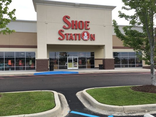 SHOE STATION - Updated May 2026 - 11 Photos - 6143 US Highway 98 ...