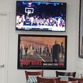 CAPRI DELI - Updated March 2025 - 870 Photos & 1117 Reviews - 713 E San ...