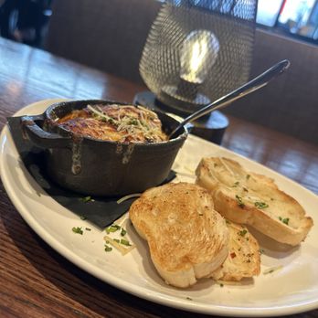 THE COMMON TABLE - Updated July 2024 - 912 Photos & 751 Reviews - 6740 ...