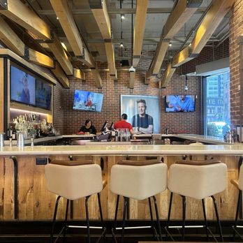 GORDON RAMSAY BURGER - Updated July 2024 - 1027 Photos & 585 Reviews ...