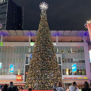 LA KINGS HOLIDAY ICE - LA LIVE - Updated December 2025 - 324 Photos ...