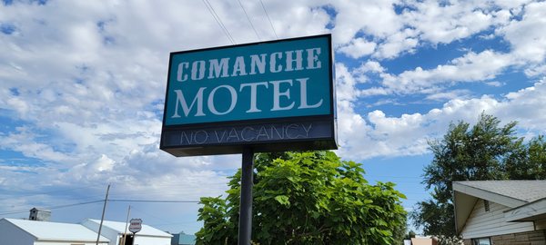 COMANCHE INN - Updated December 2025 - Request Information - 16 Photos ...