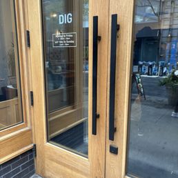 DIG INN - Updated December 2025 - 132 Photos & 182 Reviews - 1616 ...