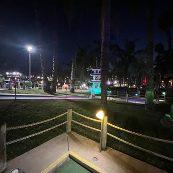 CASTLE PARK - Updated May 2025 - 677 Photos & 834 Reviews - 3500 Polk ...