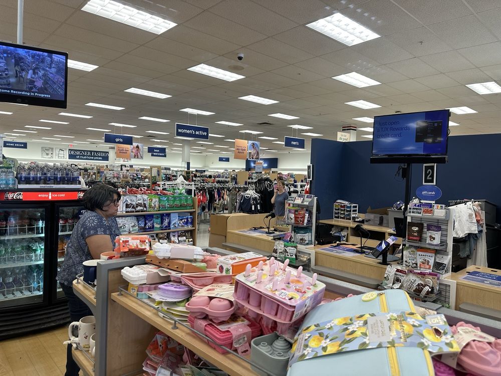 MARSHALLS DEPARTMENT STORE - Updated May 2026 - 8241 Troy Pike, Dayton ...