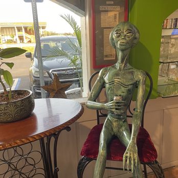 MOON HUT RESTAURANT - 31 Photos & 17 Reviews - 7802 N Atlantic Ave ...