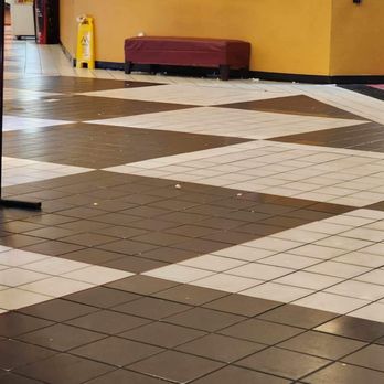 AMC RACEWAY 10 - Updated July 2024 - 177 Photos & 246 Reviews - 1025 ...