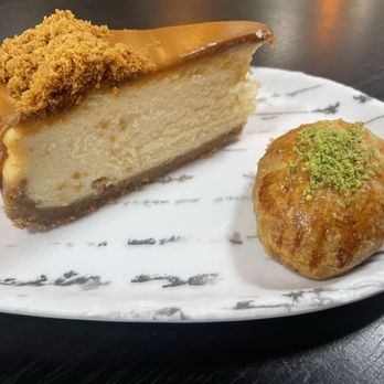 DELAH COFFEE HOUSE - BERKELEY - Updated July 2024 - 102 Photos & 71 ...