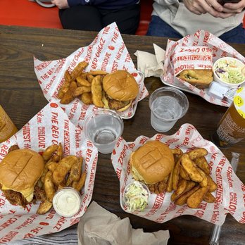 THE RED CHICKZ - Updated May 2024 - 319 Photos & 250 Reviews - 2525 El ...