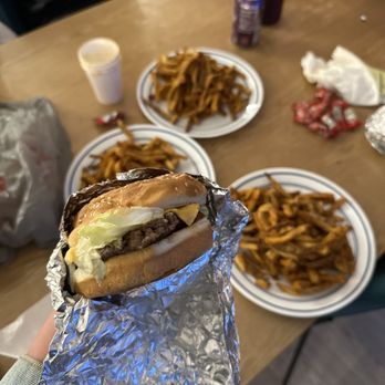 FIVE GUYS - Updated January 2026 - 59 Photos & 109 Reviews - 1456 E ...