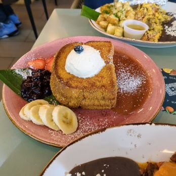 CAFE KACAO - Updated June 2024 - 2839 Photos & 1973 Reviews - 3325 N ...