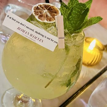 ROMAN WOLVES - Updated October 2025 - 1128 Photos & 553 Reviews - 1980 ...