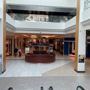THE FASHION MALL AT KEYSTONE - 263 Photos & 124 Reviews - 8702 Keystone ...