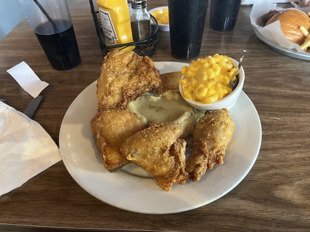 KLOOSTERMAN’S SPORTS TAP BAR AND GRILLE - Updated August 2025 - 10 ...