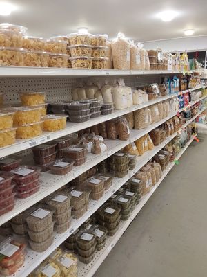 LITTLE TOWN PANTRY - Updated January 2026 - 12 Photos - 802 N Spring St ...