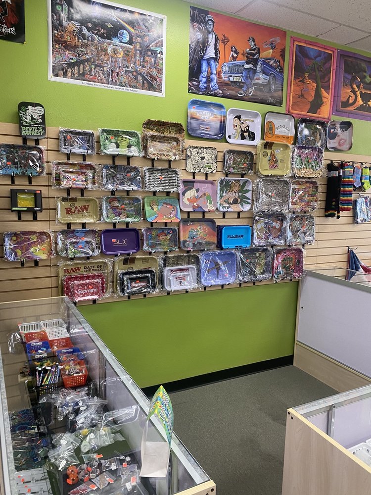 ANDY’S SMOKE SHOP - Updated December 2024 - 2940 W Sunset Ave ...