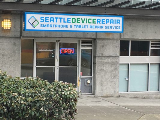SEATTLE DEVICE REPAIR - Updated January 2026 - 11 Photos & 162 Reviews ...