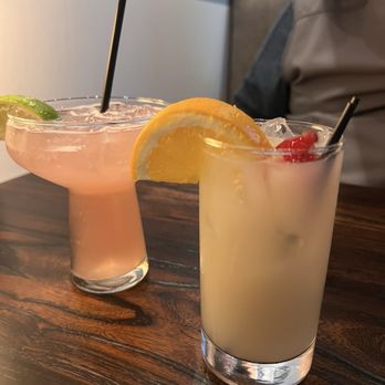 THREE ROSES TAVERN - Updated January 2026 - 50 Photos & 42 Reviews ...