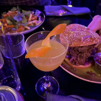 CON ALMA - Updated September 2025 - 432 Photos & 196 Reviews - 613 Penn ...