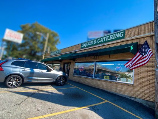 MORRIS’ DELI LIQUOR & CATERING - Updated September 2025 - 104 Photos ...