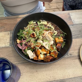 DISTRICT KITCHEN - ANDERSON LANE - Updated June 2024 - 477 Photos & 319 ...