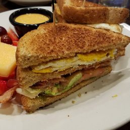 BRONTE BISTRO - Updated October 2025 - 120 Photos & 165 Reviews - 2692 ...