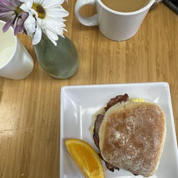 THE SWISS BAKERY & PASTRY SHOP - Updated May 2024 - 488 Photos & 453 ...