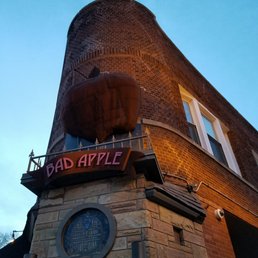 THE BAD APPLE - Updated January 2026 - 913 Photos & 1801 Reviews - 4300 ...