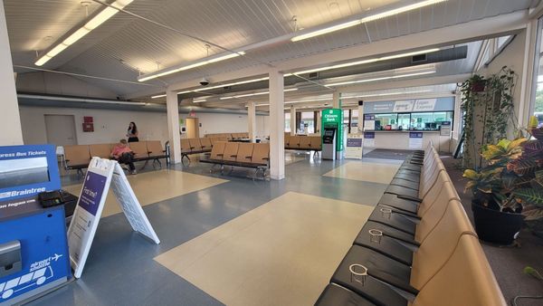 LOGAN EXPRESS - Updated December 2025 - 21 Photos & 99 Reviews - 262 ...