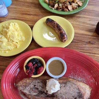 TOWER CAFE - 5504 Photos & 4914 Reviews - 1518 Broadway, Sacramento ...