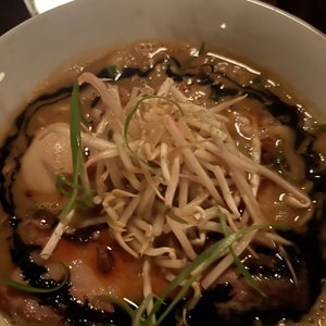 HIGH FIVE RAMEN - 753 Photos & 965 Reviews - 112 N Green St, Chicago ...