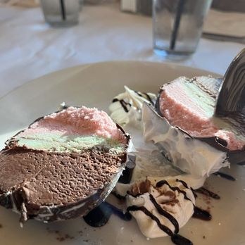 CALDERONE CLUB - Updated April 2025 - 345 Photos & 434 Reviews - 842 N ...