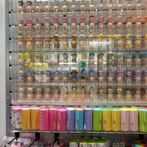 PIQ - 156 Photos & 56 Reviews - 74 W 50th St, New York, New York - Home ...