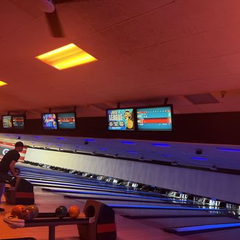 BOWLERO UNION HILLS - Updated December 2025 - 20 Photos & 13 Reviews ...