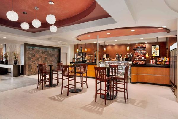 RAMADA PLAZA BY WYNDHAM NEWARK INTERNATIONAL AIRPORT | 130 Photos & 161 ...