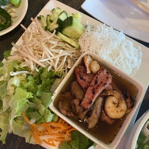 SLANTED RICE VIETNAMESE BISTRO - 480 Photos & 468 Reviews - 6149 N ...