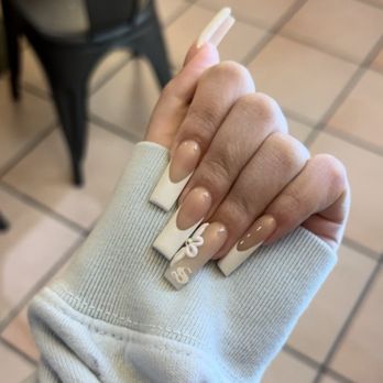 WE NAILS - Updated January 2026 - 876 Photos & 447 Reviews - 8654 ...