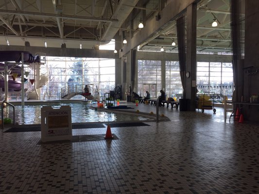 FAIRMONT AQUATIC CENTER - 15 Photos & 26 Reviews - 1044 E Sugarmont Dr ...