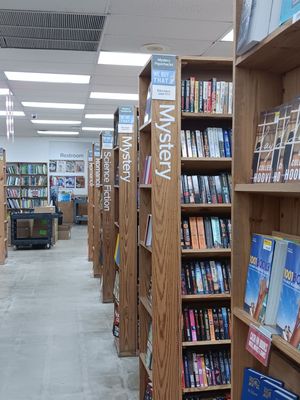 HALF PRICE BOOKS - Updated August 2025 - 39 Photos & 50 Reviews - 13388 ...