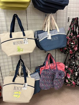 BEALL’S OUTLET - Updated December 2025 - 15 Photos & 11 Reviews - 190 ...