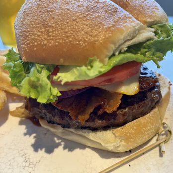 SHENANIGAN’S IRISH PUB & GRILLE - Updated June 2025 - 313 Photos & 423 ...