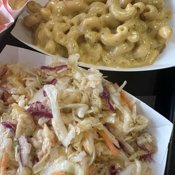 OFF THE RAILS BARBEQUE AND DRAFTHOUSE - Updated December 2025 - 142 ...