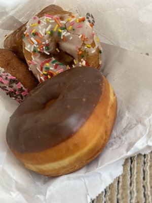 SUNRISE DONUTS - Updated April 2025 - 37 Photos & 73 Reviews - 1160 ...