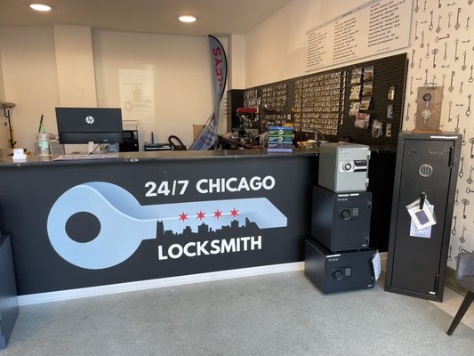 CHICAGO LOCKSMITHS - Updated September 2025 - 102 Photos & 47 Reviews ...