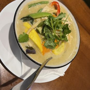 GRA POW - Updated January 2025 - 824 Photos & 1352 Reviews - 497 E ...