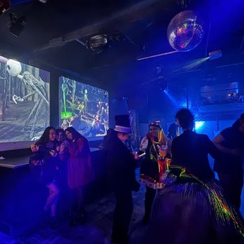 CAT CLUB - Updated April 2025 - 1760 Photos & 499 Reviews - 1190 Folsom ...