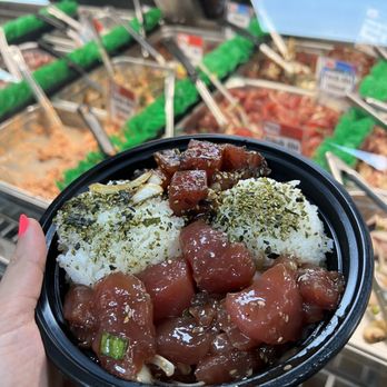 TAMURA’S MARKET WAILUKU - Updated May 2025 - 363 Photos & 67 Reviews ...