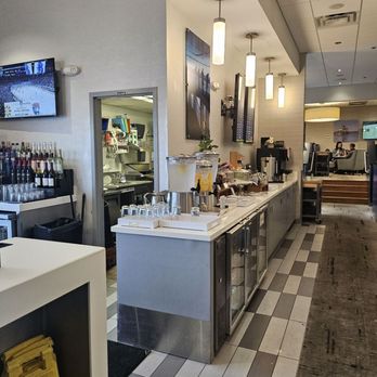 THE CLUB BWI - Updated May 2025 - 311 Photos & 210 Reviews - 7160 ...